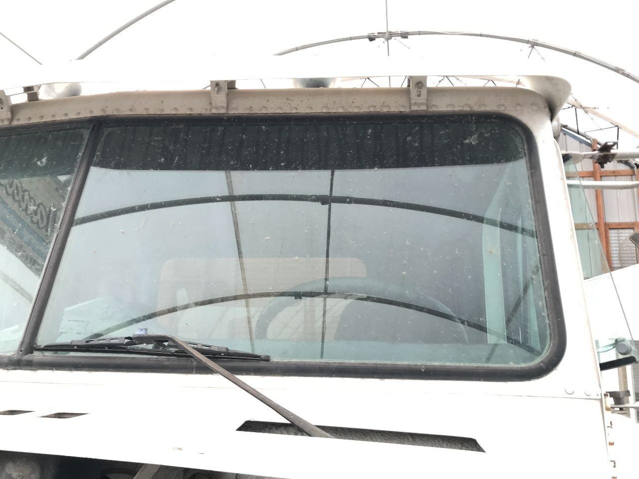 Freightliner FLD120 Windshield for Sale