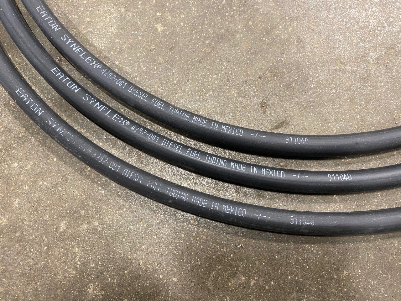 International 3861372C1 Engine Fuel Injector Line for Sale
