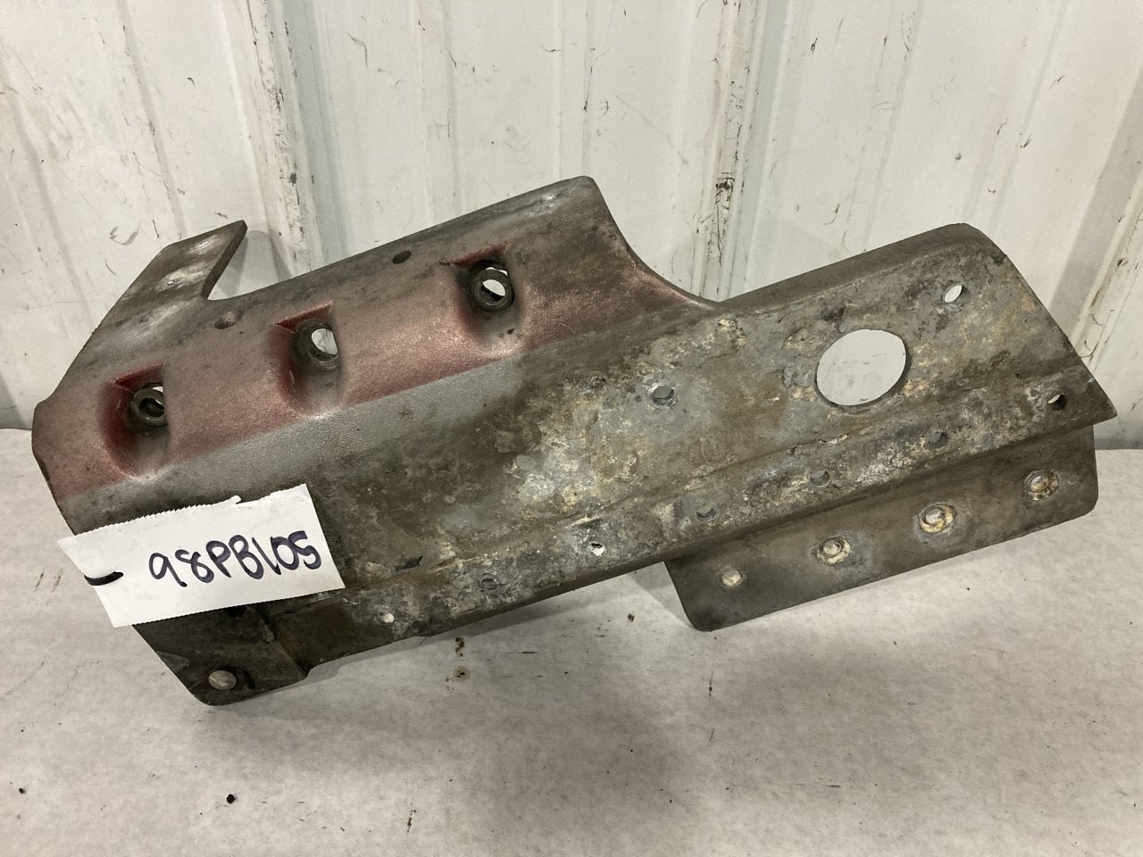 13-04190L | Peterbilt 379 Brackets, Misc for Sale