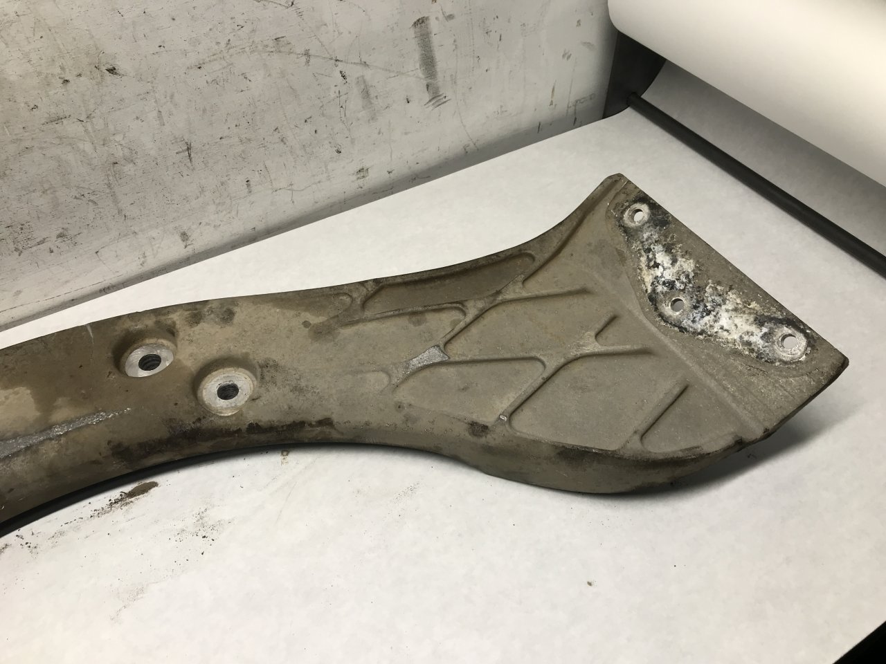 05-28959 | Freightliner CASCADIA Brackets, Misc for Sale