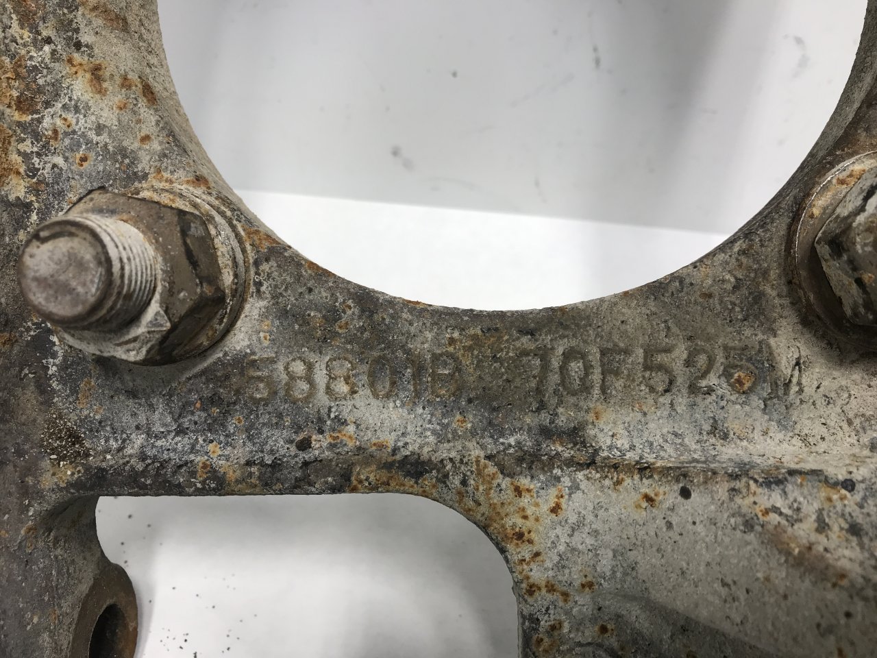 58801B7QF525M | Mack CH600 Brackets, Misc for Sale