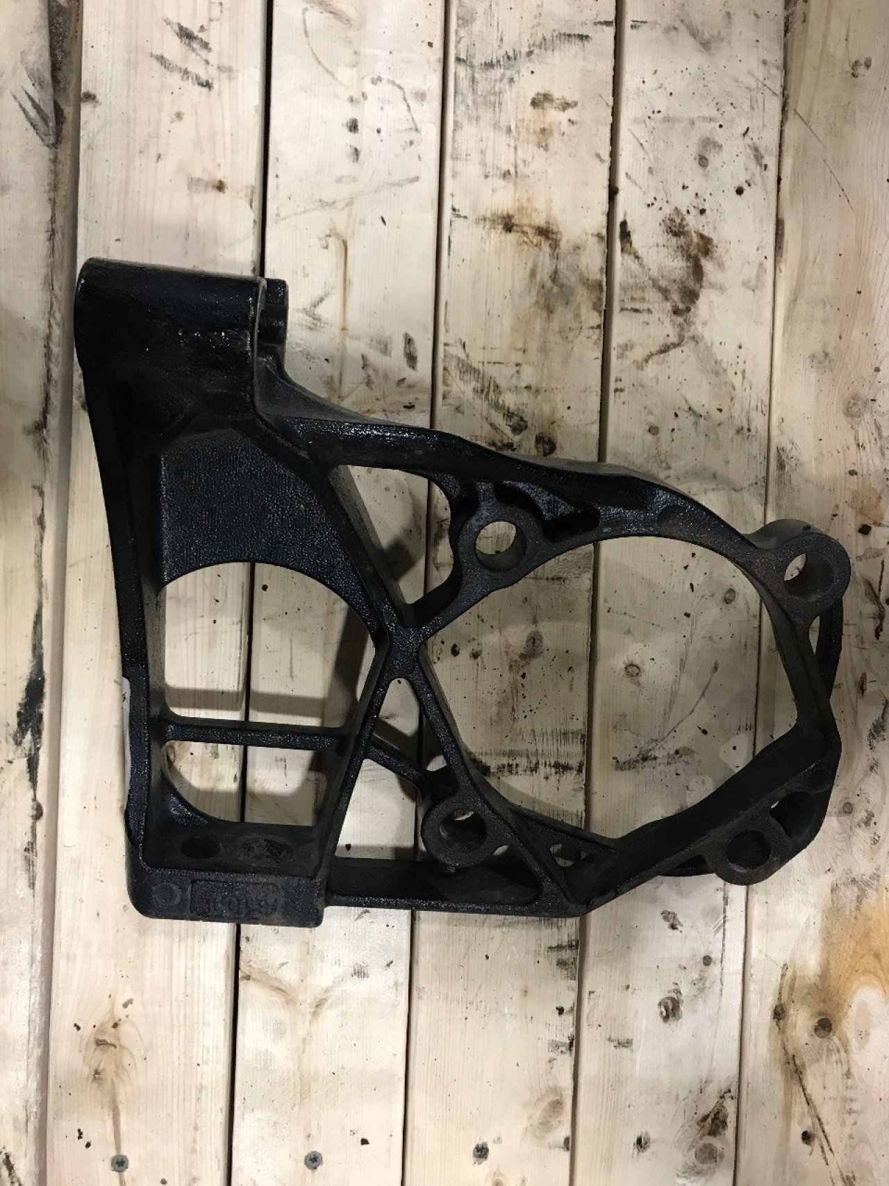 22539545CF | Mack ANTHEM (AN) Brackets, Misc for Sale