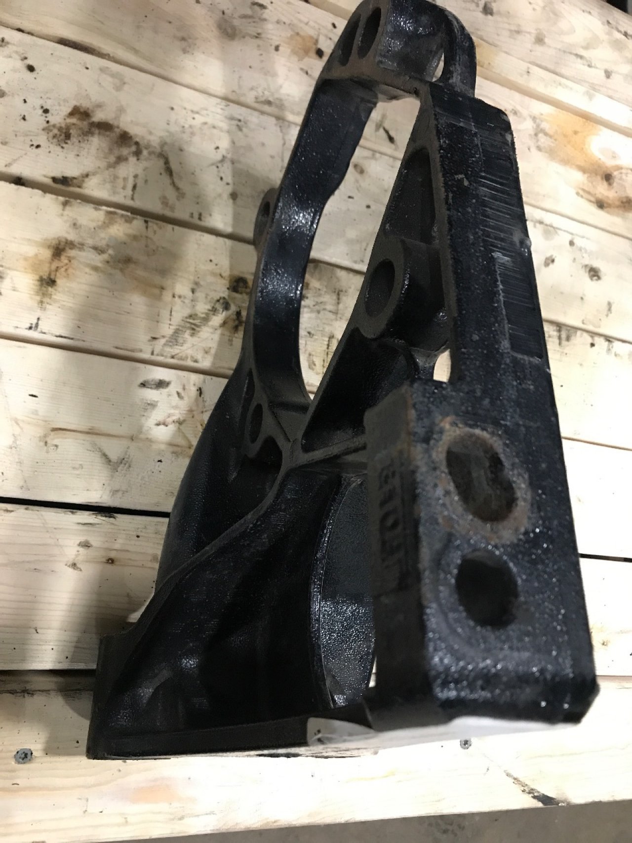22539545CF | Mack ANTHEM (AN) Brackets, Misc for Sale