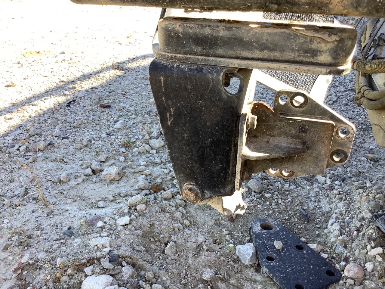 20837238 | Mack CXU613 Brackets, Misc for Sale