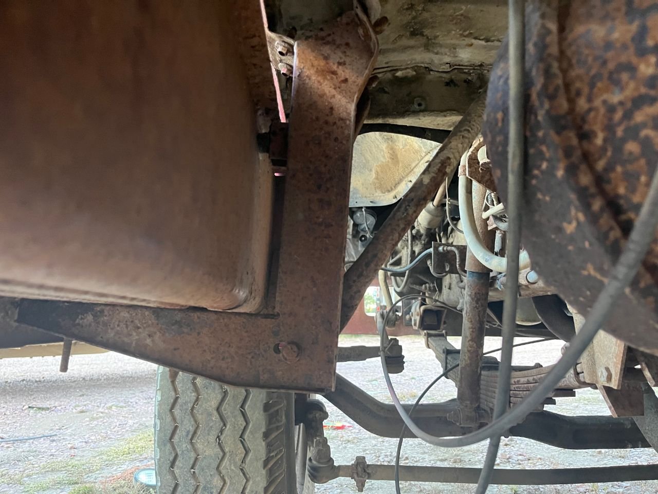 Ford F700 Brackets, Misc for Sale