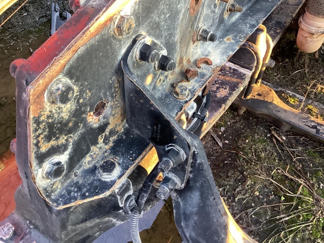 A11-6078 | Kenworth T660 Brackets, Misc for Sale