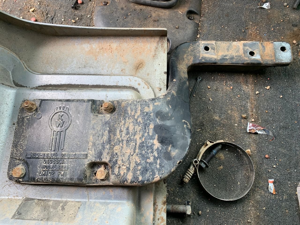 N85-1444R | Kenworth T680 Brackets, Misc for Sale