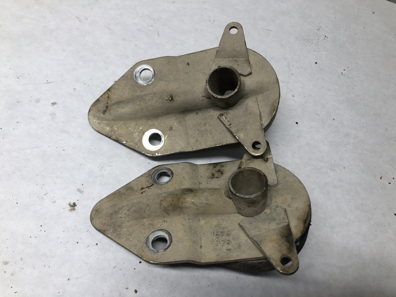 1676328 | Volvo VNL Brackets, Misc for Sale