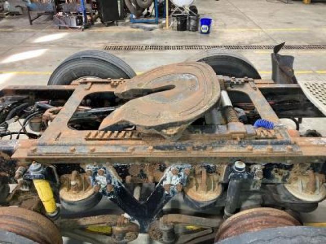 FW2535-7003T3L | Holland FW8 Fifth Wheel for Sale