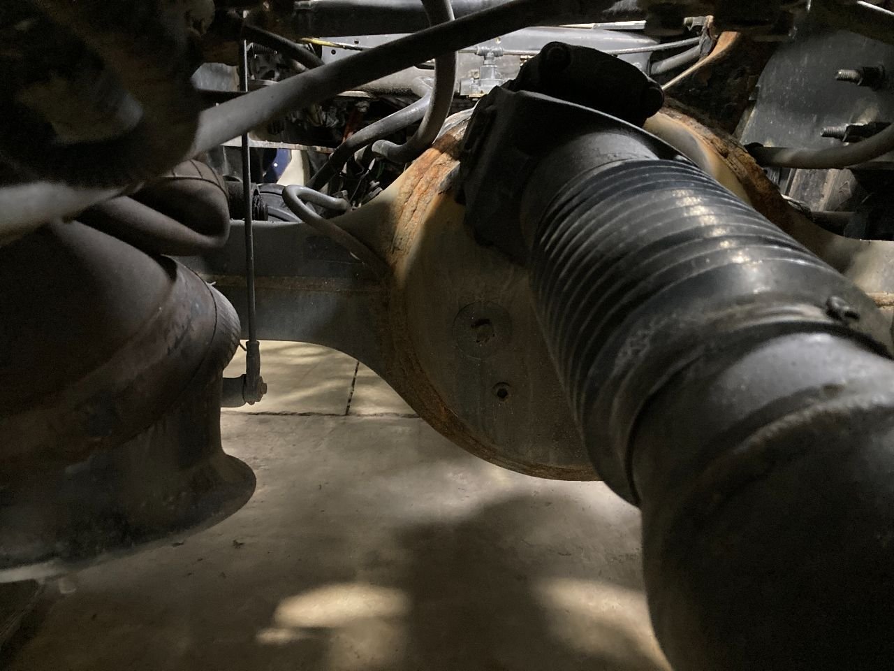 Eaton D40-155 Axle Housing for Sale