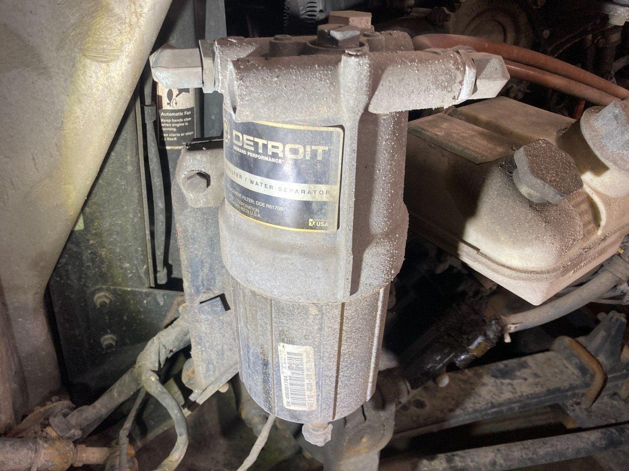 03-40538-000 | Detroit DD15 Engine Filter/Water Separator for Sale