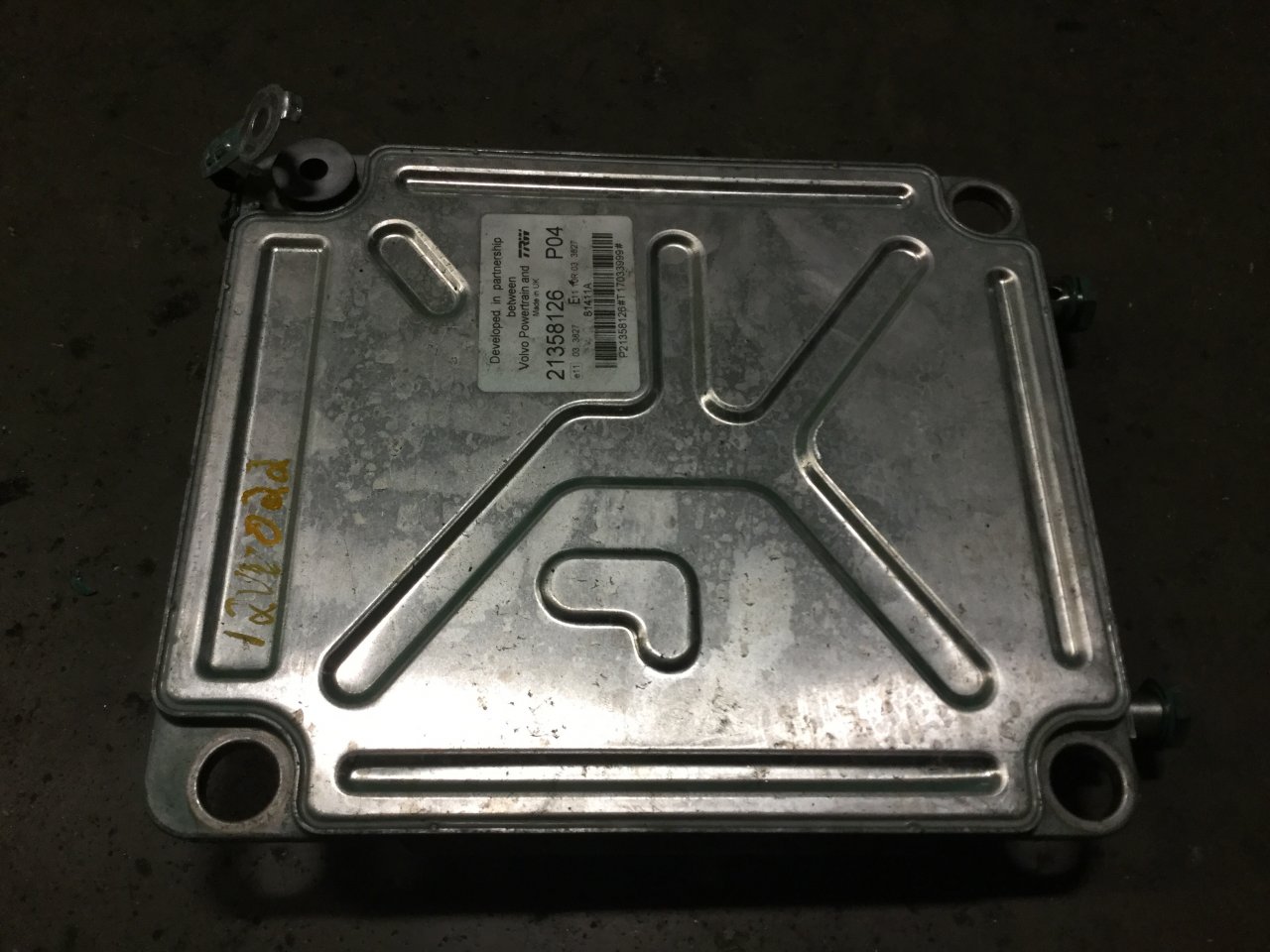 21358126 | Volvo 21358126 Control Module (ECM) for Sale