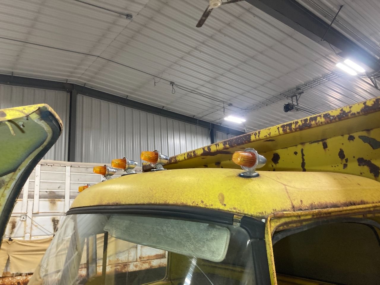 International 1700 LOADSTAR Lighting, Exterior for Sale