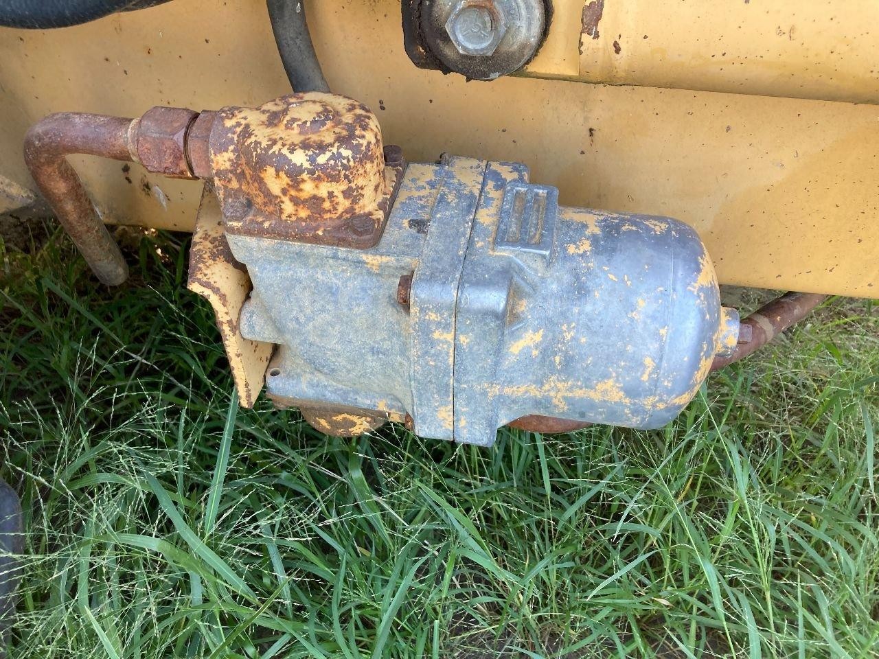 Ford 555 Hydraulic, Misc. Parts for Sale