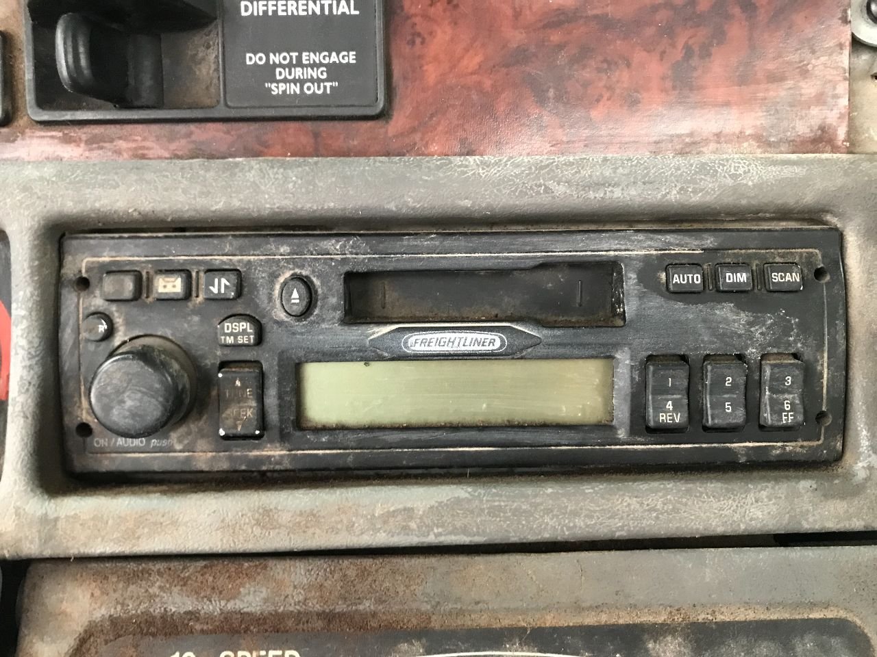 Freightliner C112 CENTURY A/V Equipment (Radio) for Sale