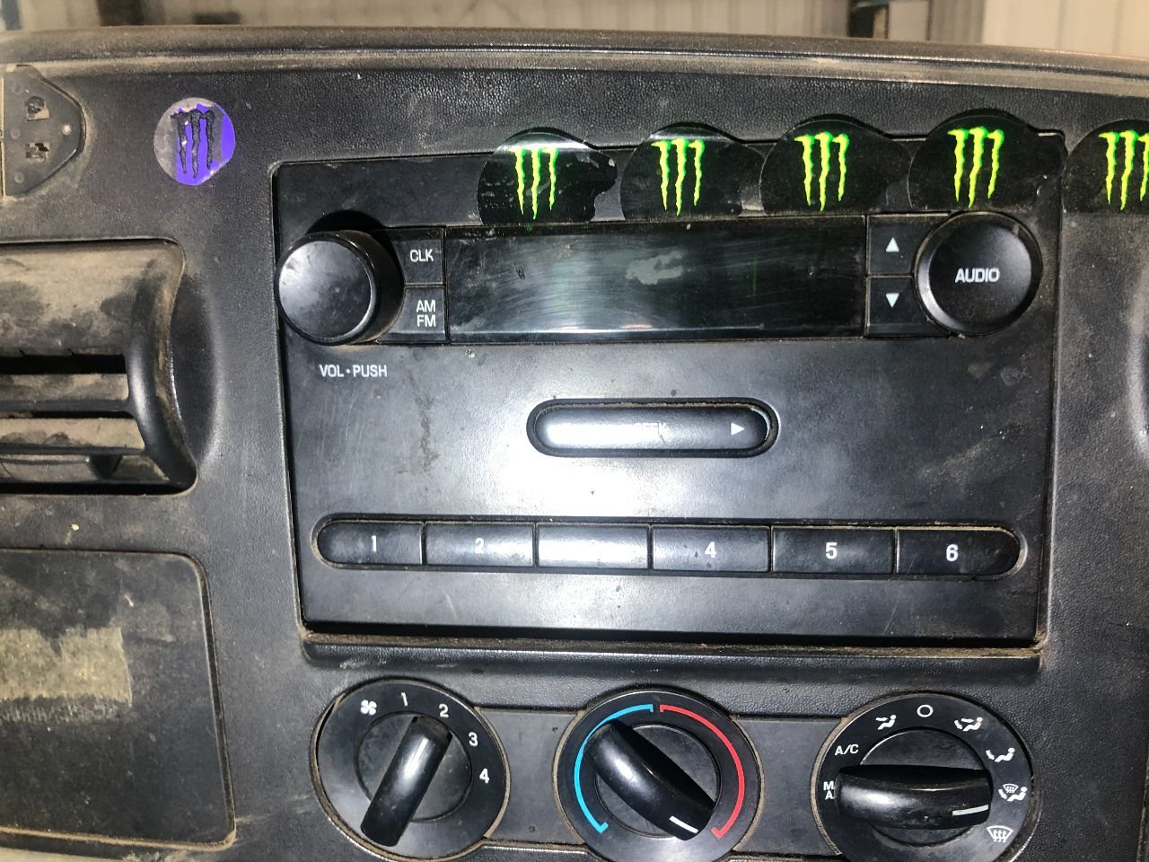 6C3T-18K810-AB | Ford F550 SUPER DUTY A/V Equipment (Radio) for Sale