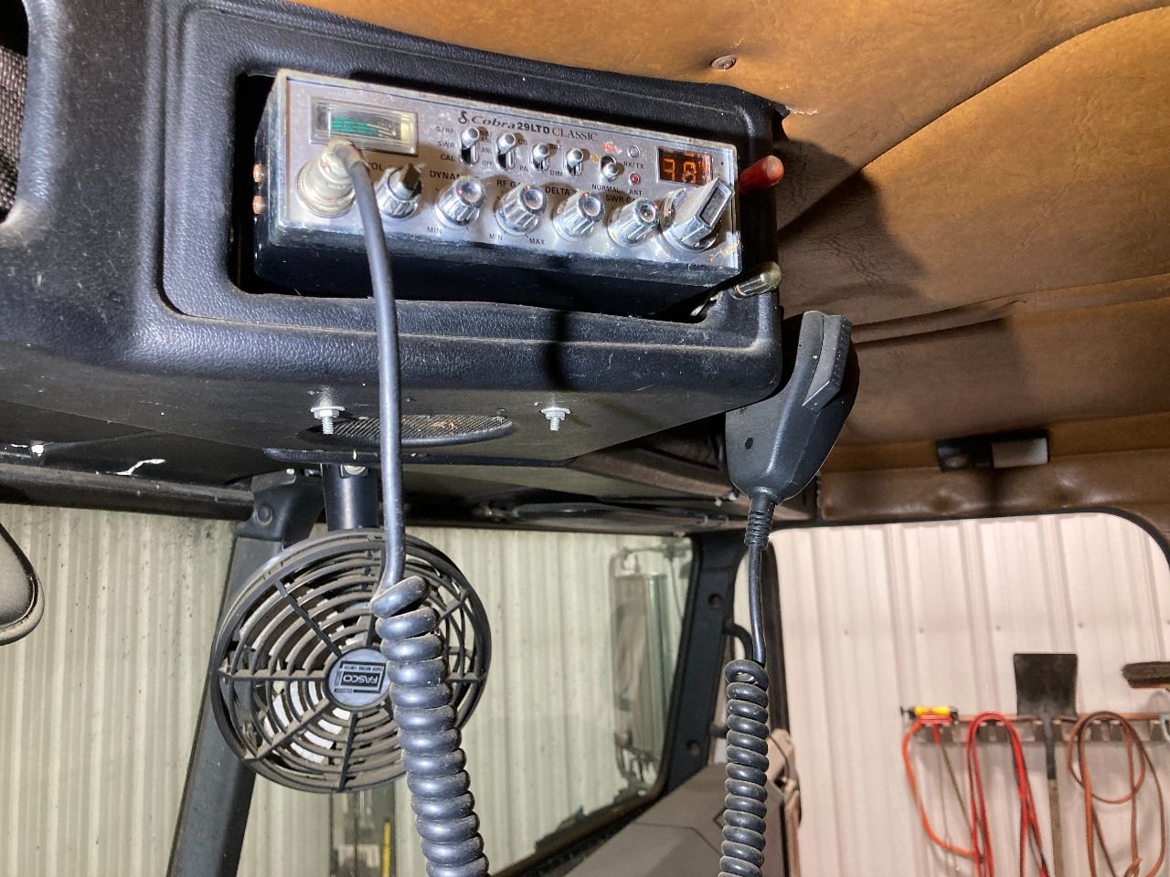 Freightliner FLA A/V Equipment (Radio) for Sale