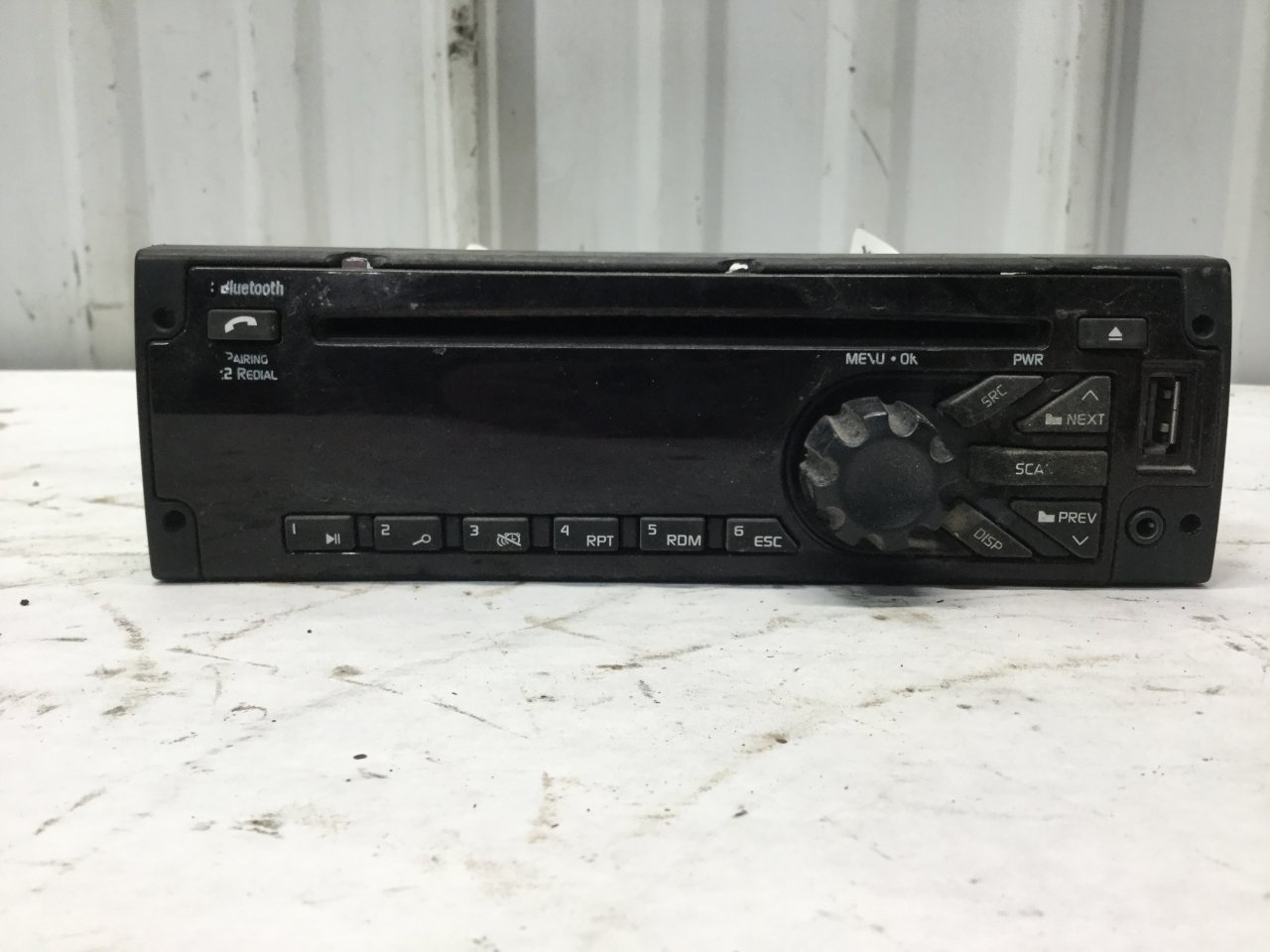 24133869 | International LT A/V Equipment (Radio) for Sale