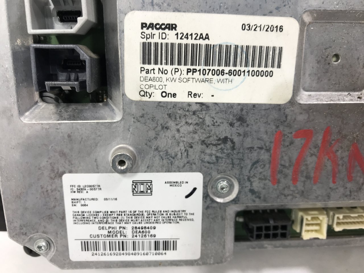 Kenworth T680 A/V Equipment (Radio) for Sale