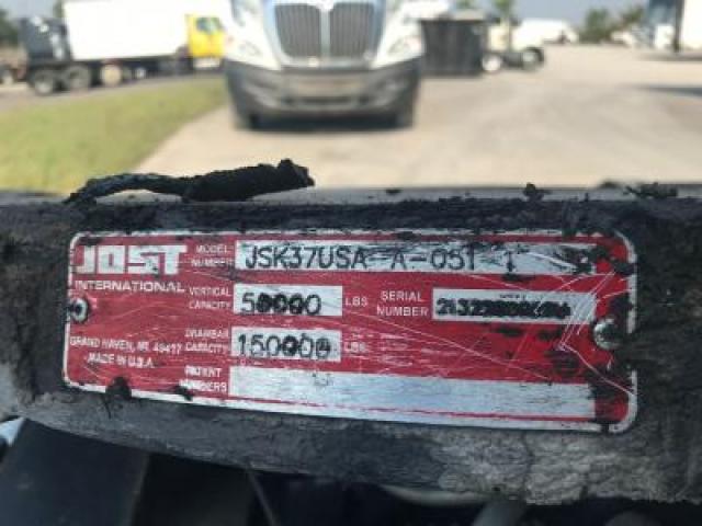 Jost JSK37USA-A-051-1 Fifth Wheel for Sale