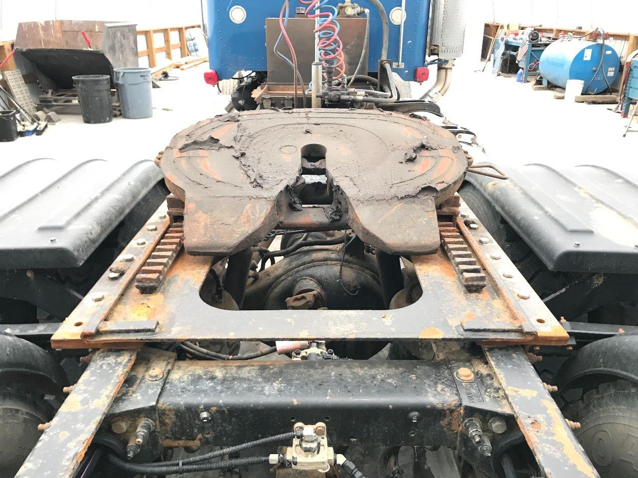 JSK37USA-A-051-2 | Holland FW8 Fifth Wheel for Sale