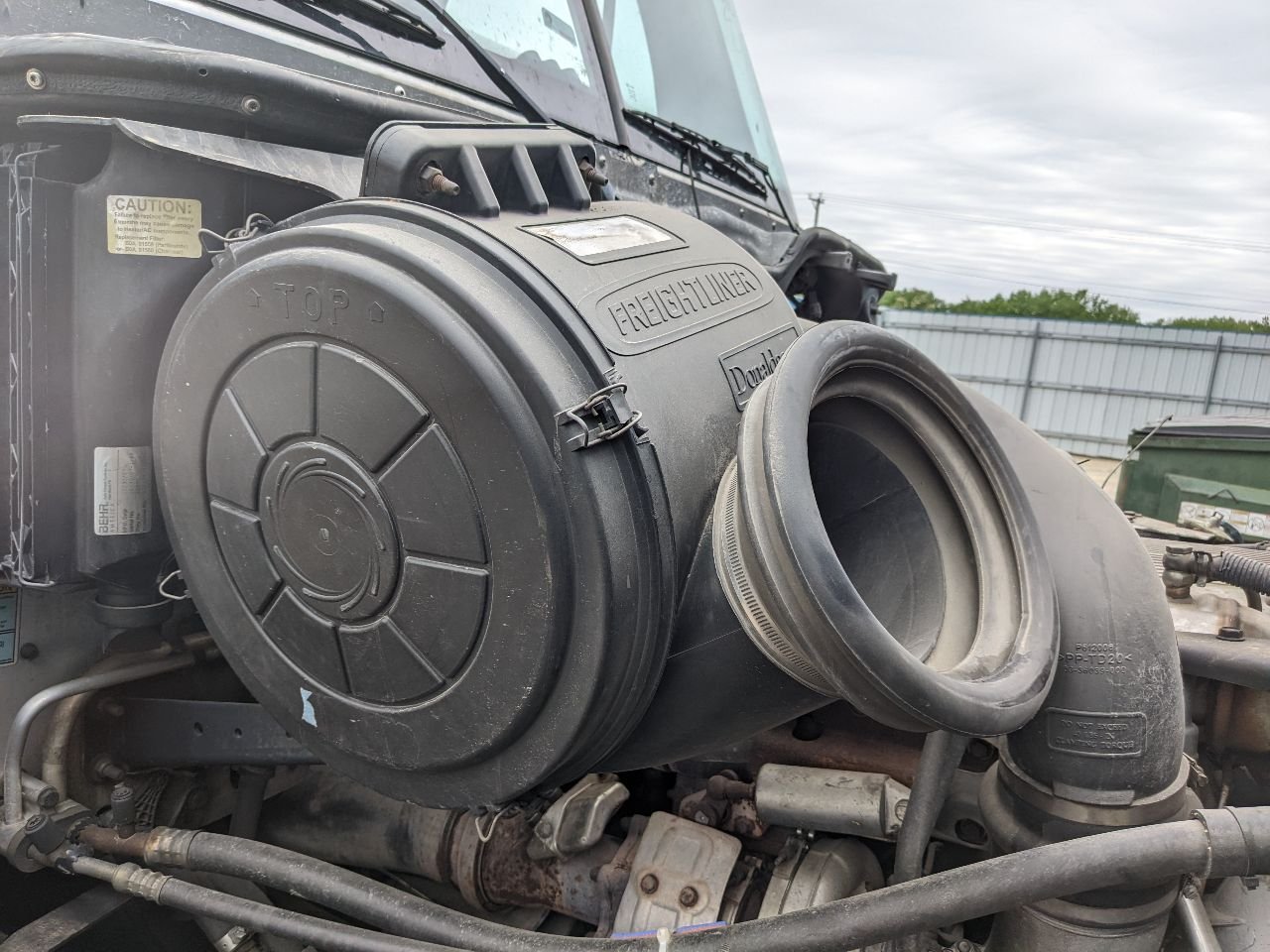 DN EPG15 0230 | Freightliner C120 CENTURY Air Cleaner for Sale