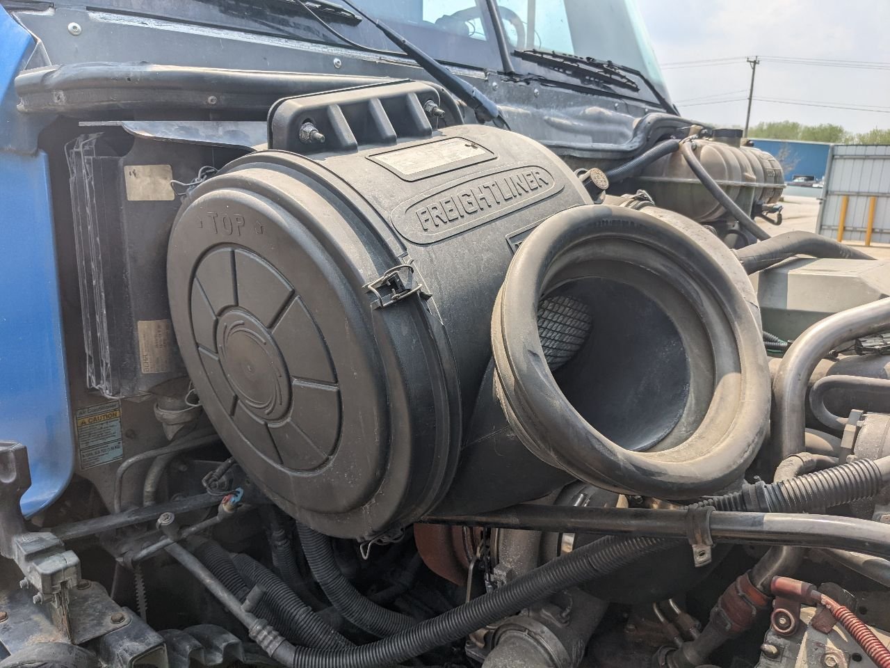 DNEPG150182 | Freightliner C120 CENTURY Air Cleaner for Sale