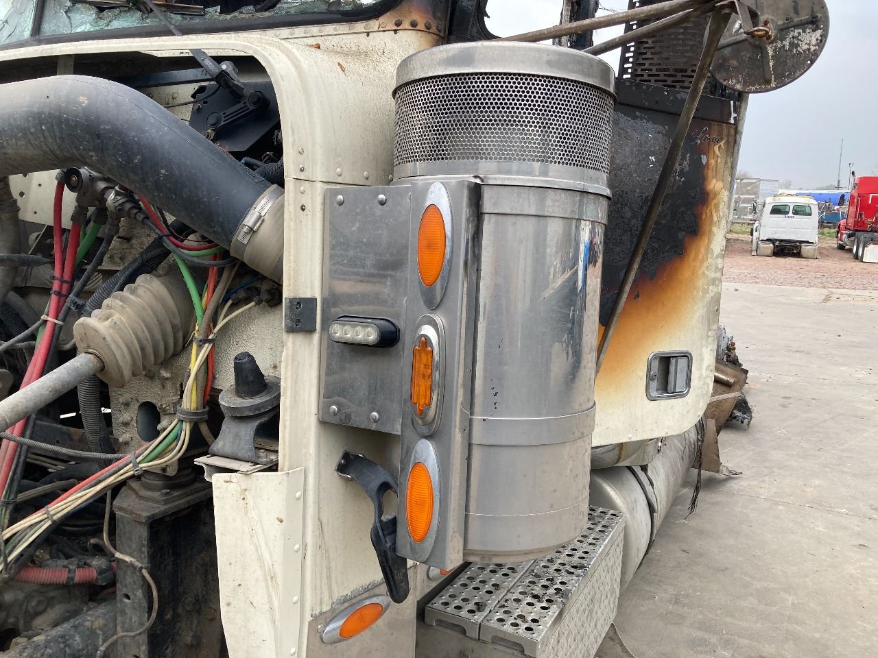 SSB-AN130K | Freightliner CLASSIC XL Air Cleaner for Sale