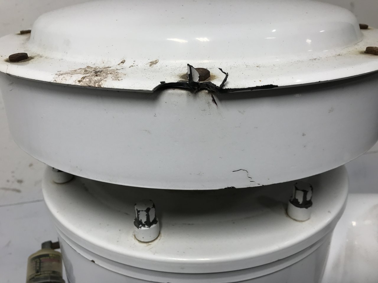 Mack RB600 Air Cleaner for Sale