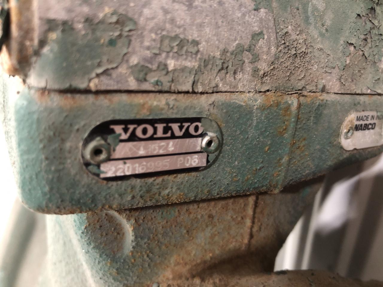 22016995 | Volvo D13 Engine Air Compressor for Sale