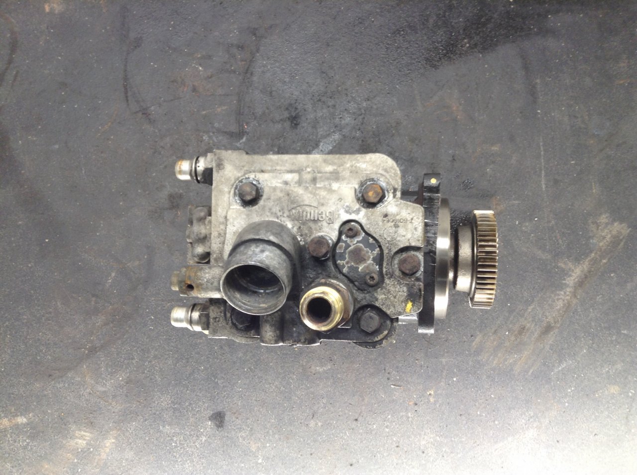 K019983 | Detroit DD15 Air Compressor for Sale