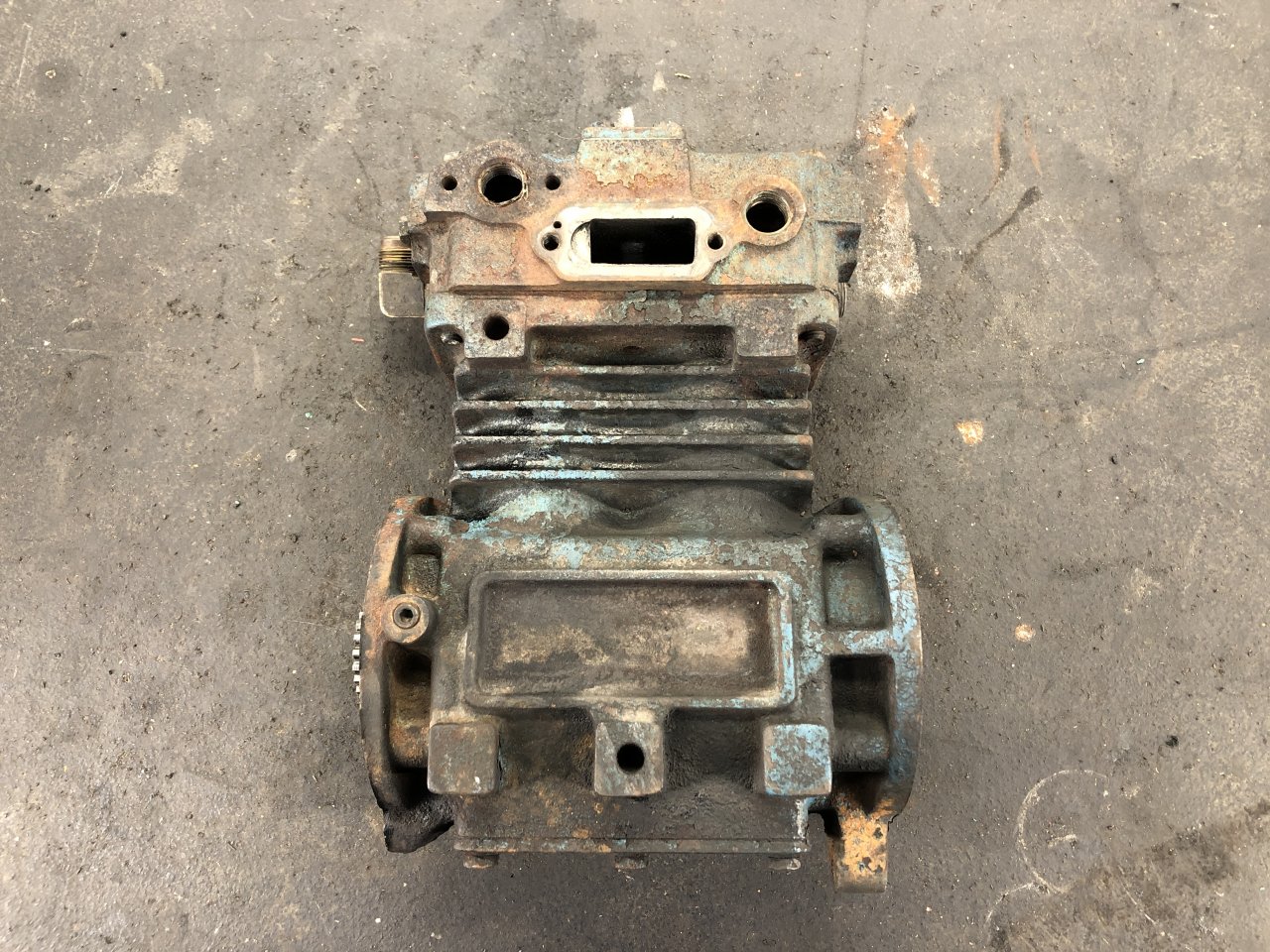 107507 | Cummins ISM Engine Air Compressor for Sale