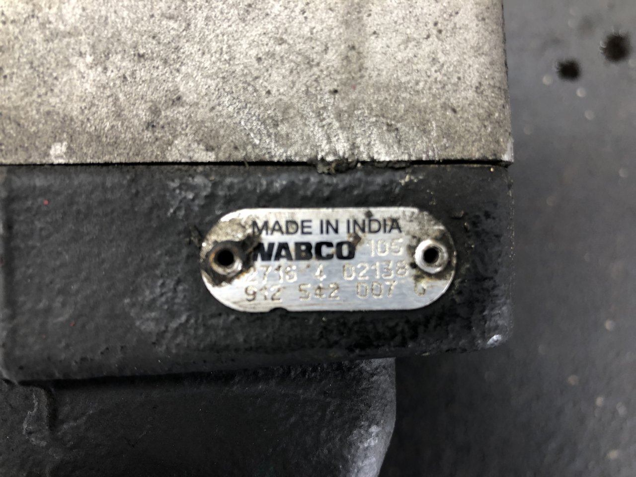 9125420070 | Mack MP7 Engine Air Compressor for Sale