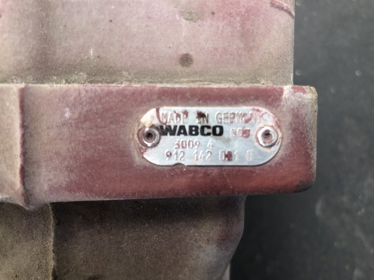 21353442 | Mack MP8 Engine Air Compressor for Sale