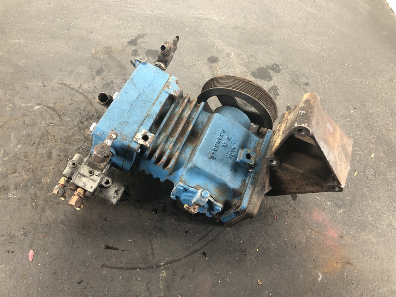 107514 | International T444E Engine Air Compressor for Sale