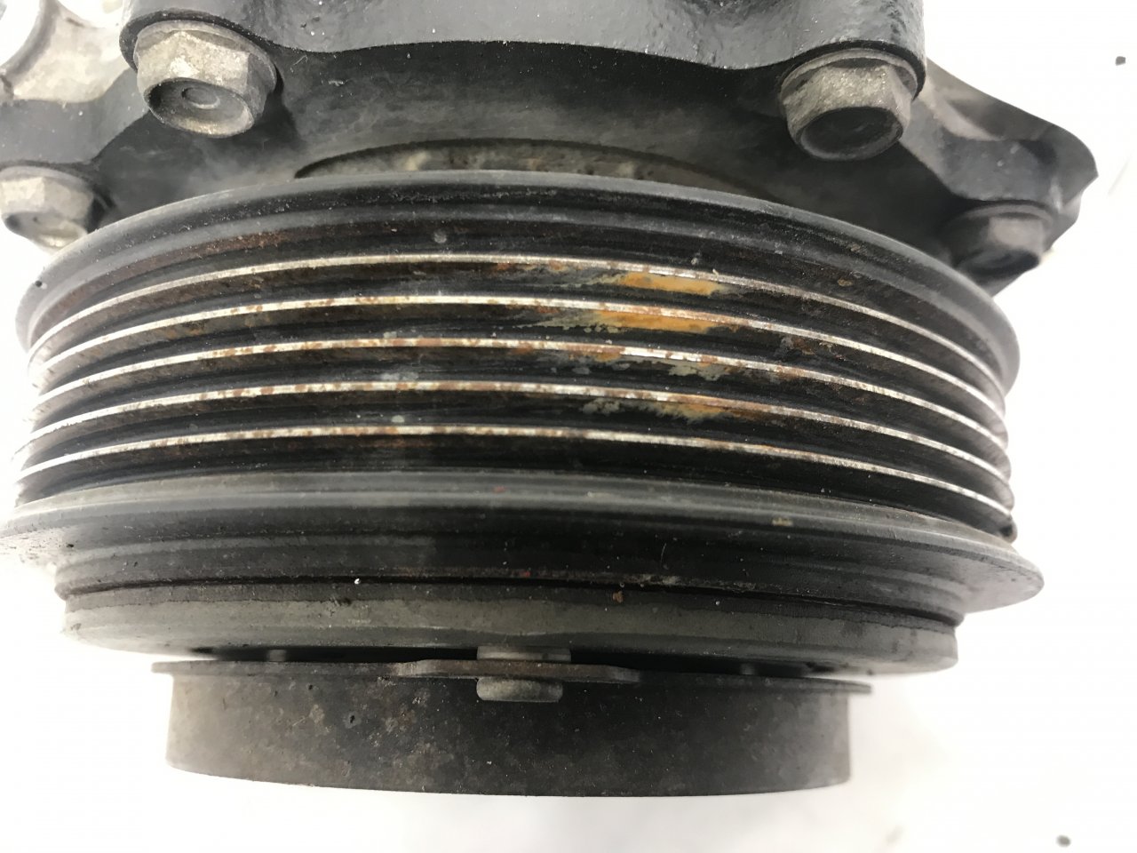 F69-6003-122 | Peterbilt 367 Air Conditioner Compressor for Sale