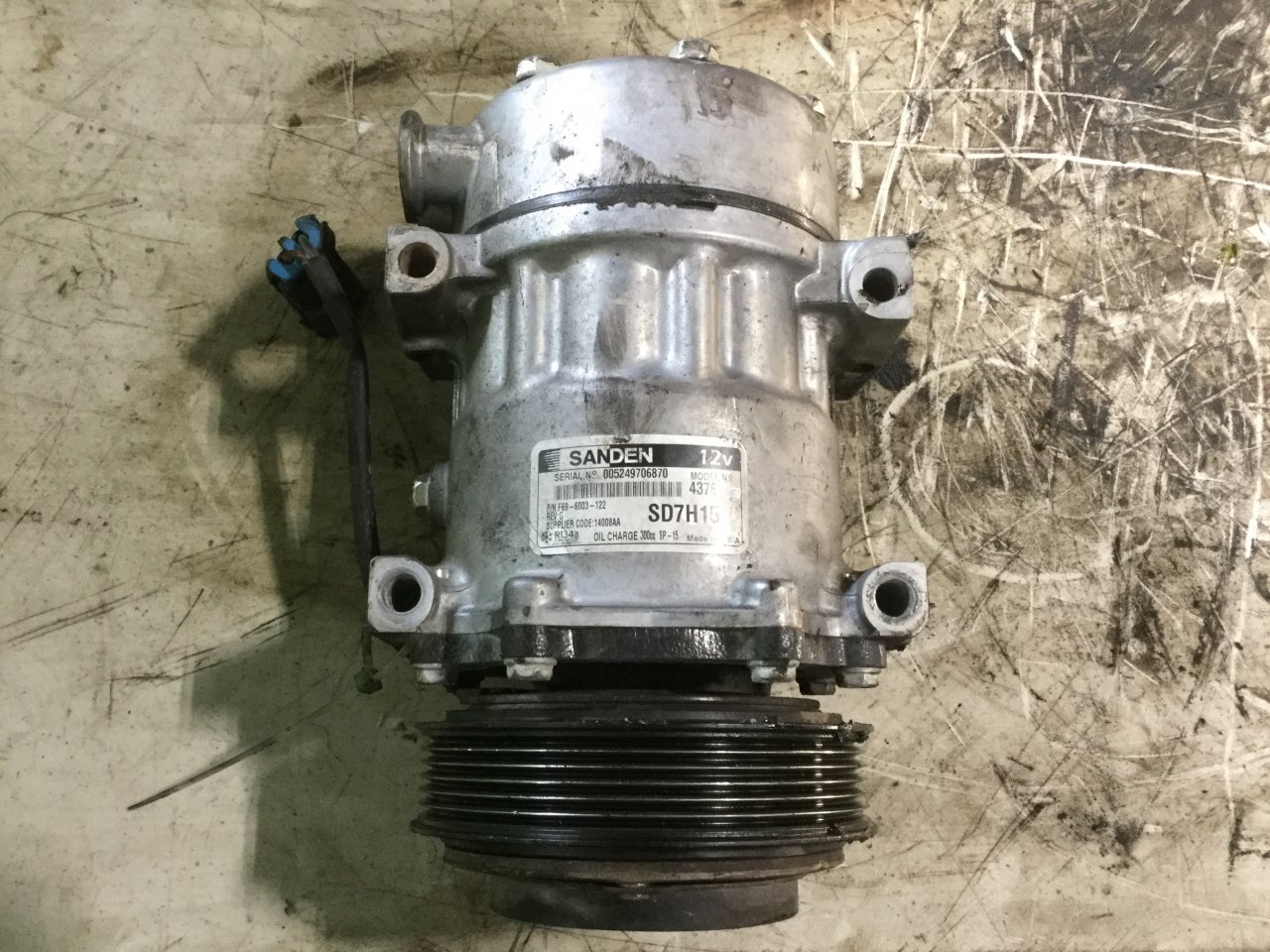 SD7H15 | Peterbilt 385 Air Conditioner Compressor for Sale