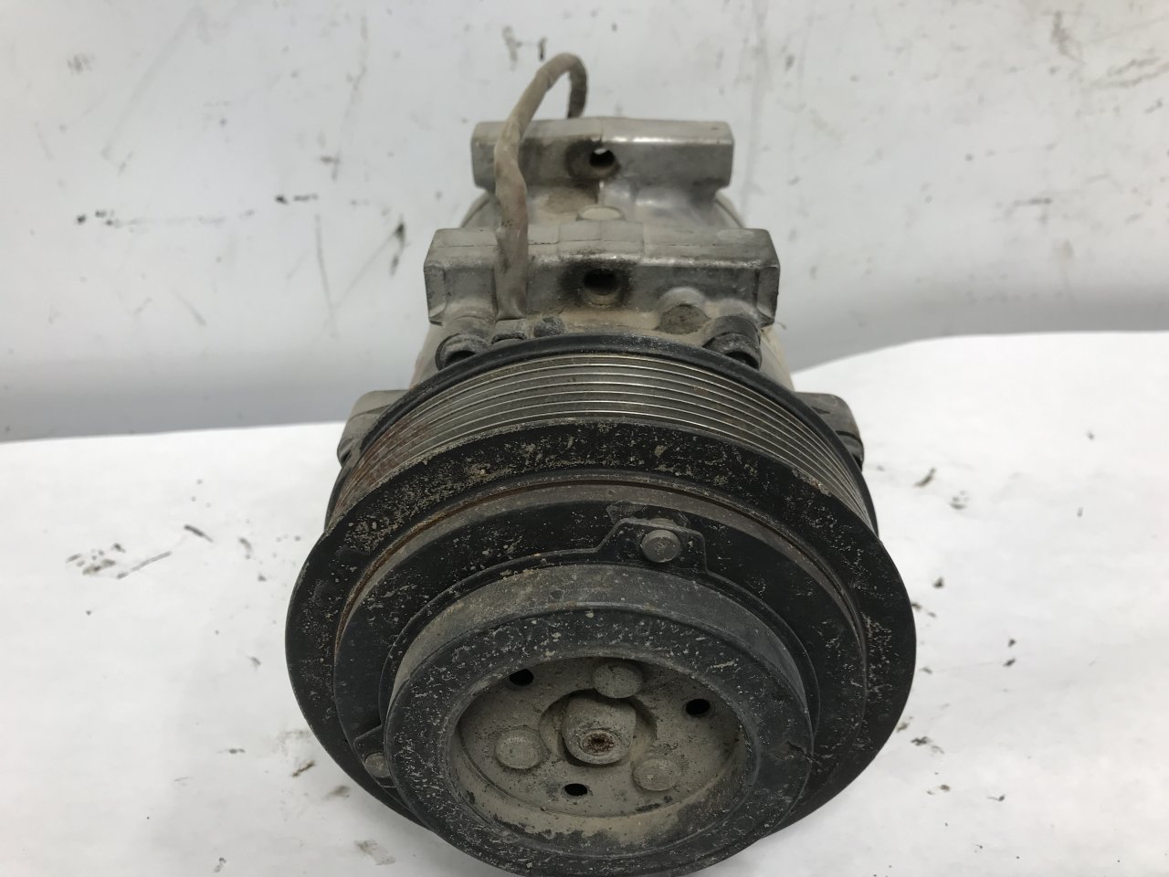 F69-1018 | Peterbilt 389 Air Conditioner Compressor for Sale