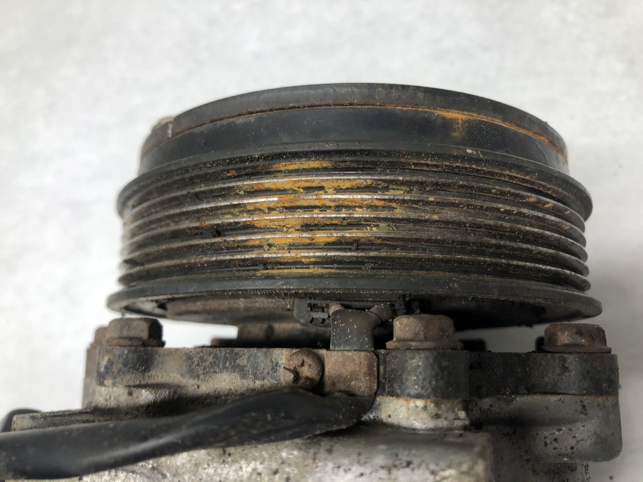 FLT4815Q | International 7600 Air Conditioner Compressor for Sale