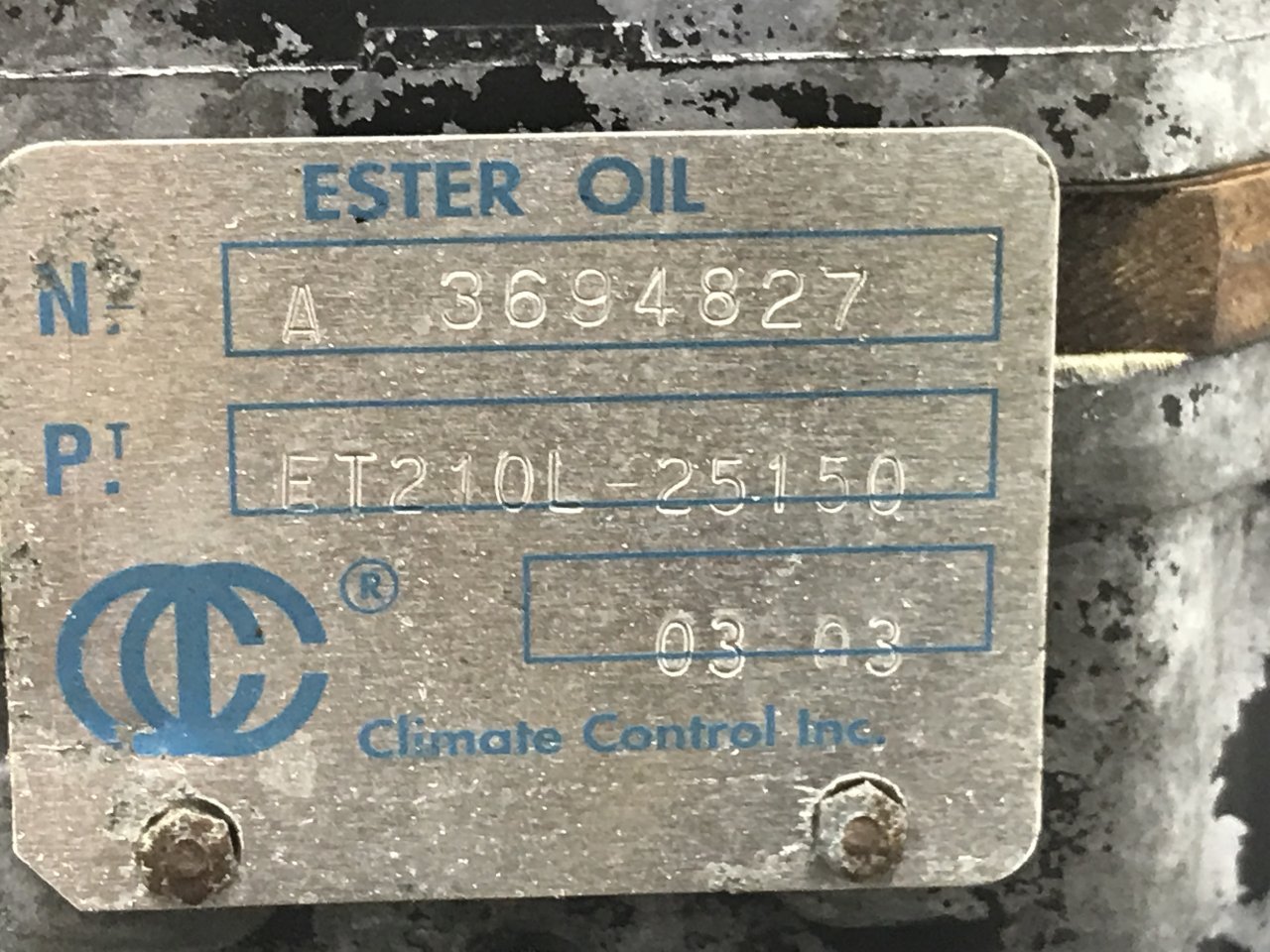 ET210L-25150 | International 9200 Air Conditioner Compressor for Sale