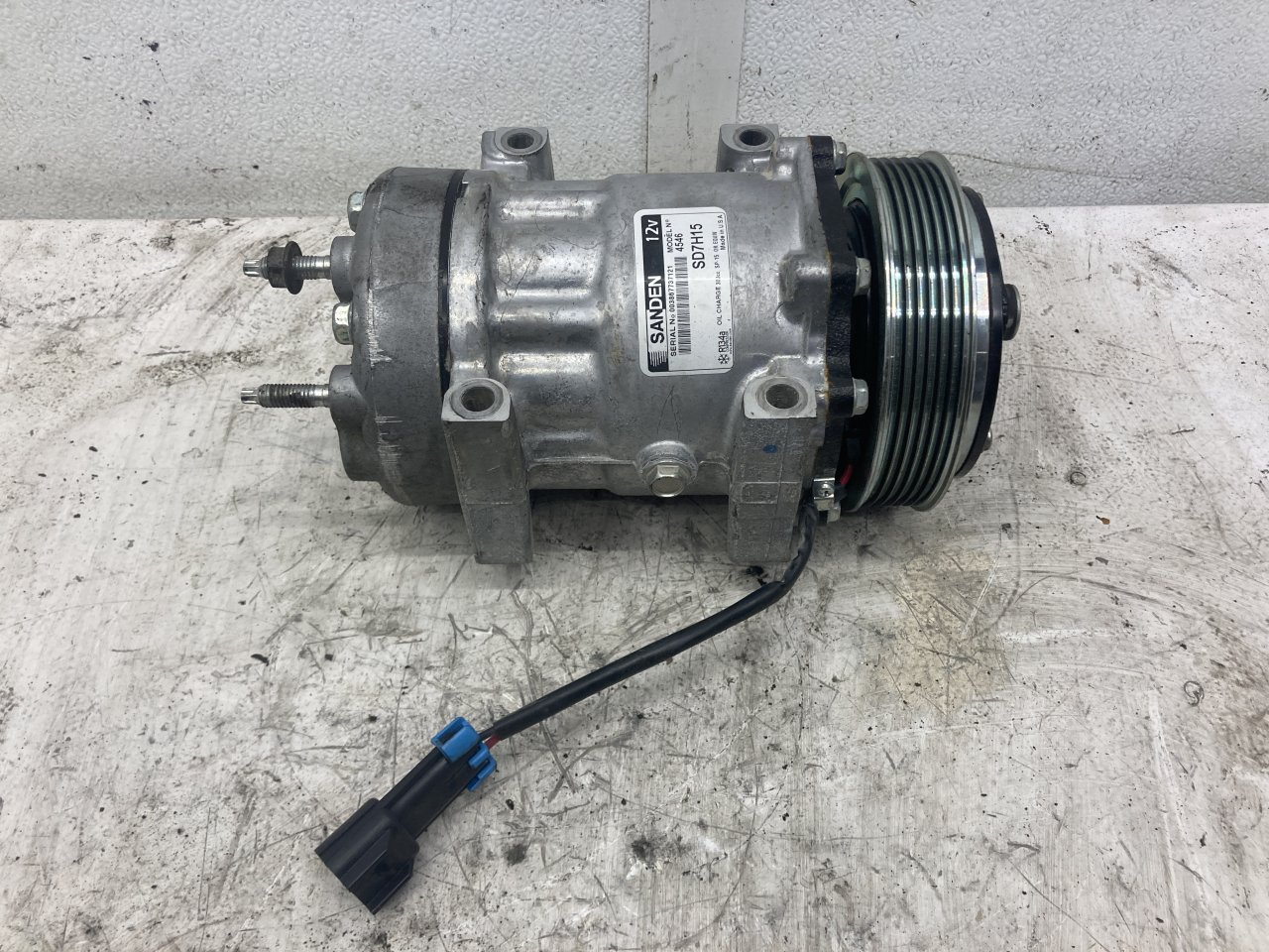 SD7H15 | International 9200 Air Conditioner Compressor for Sale