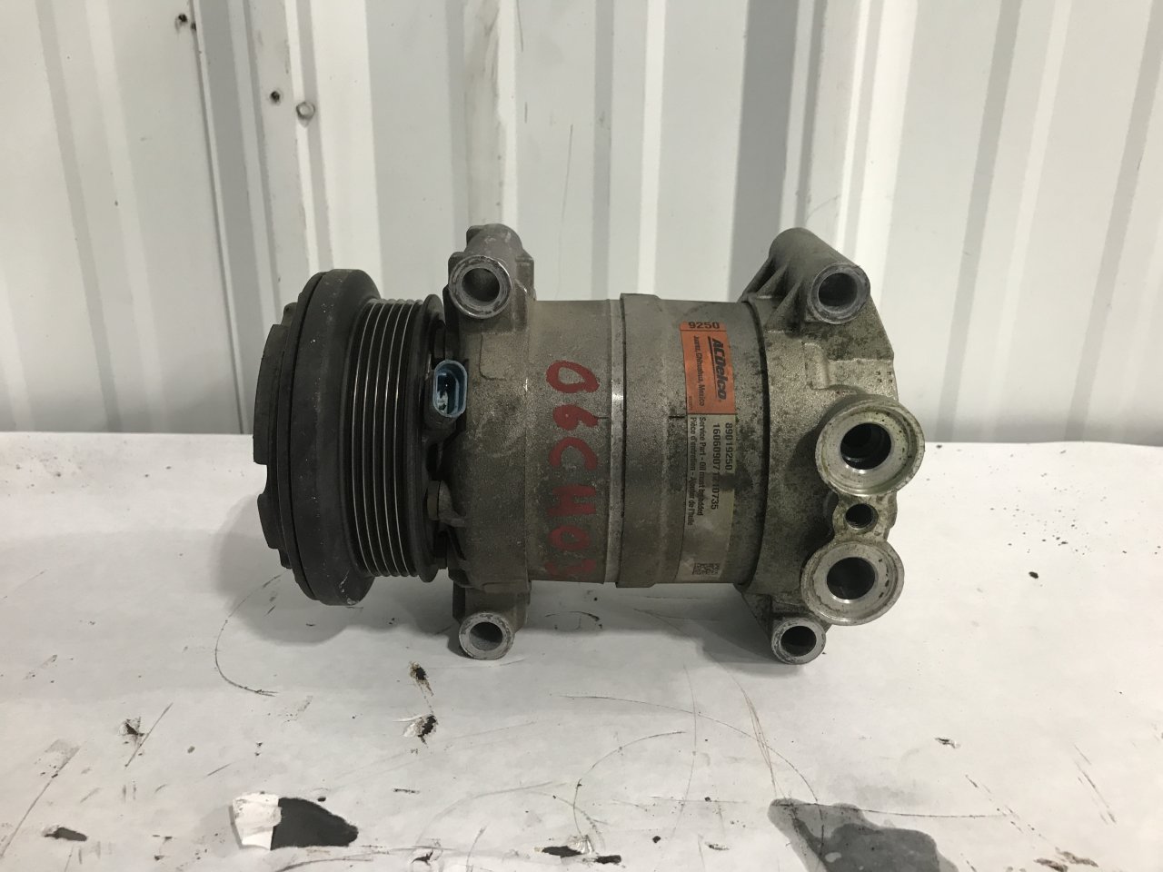 160609071210735 | GMC C4500 Air Conditioner Compressor for Sale