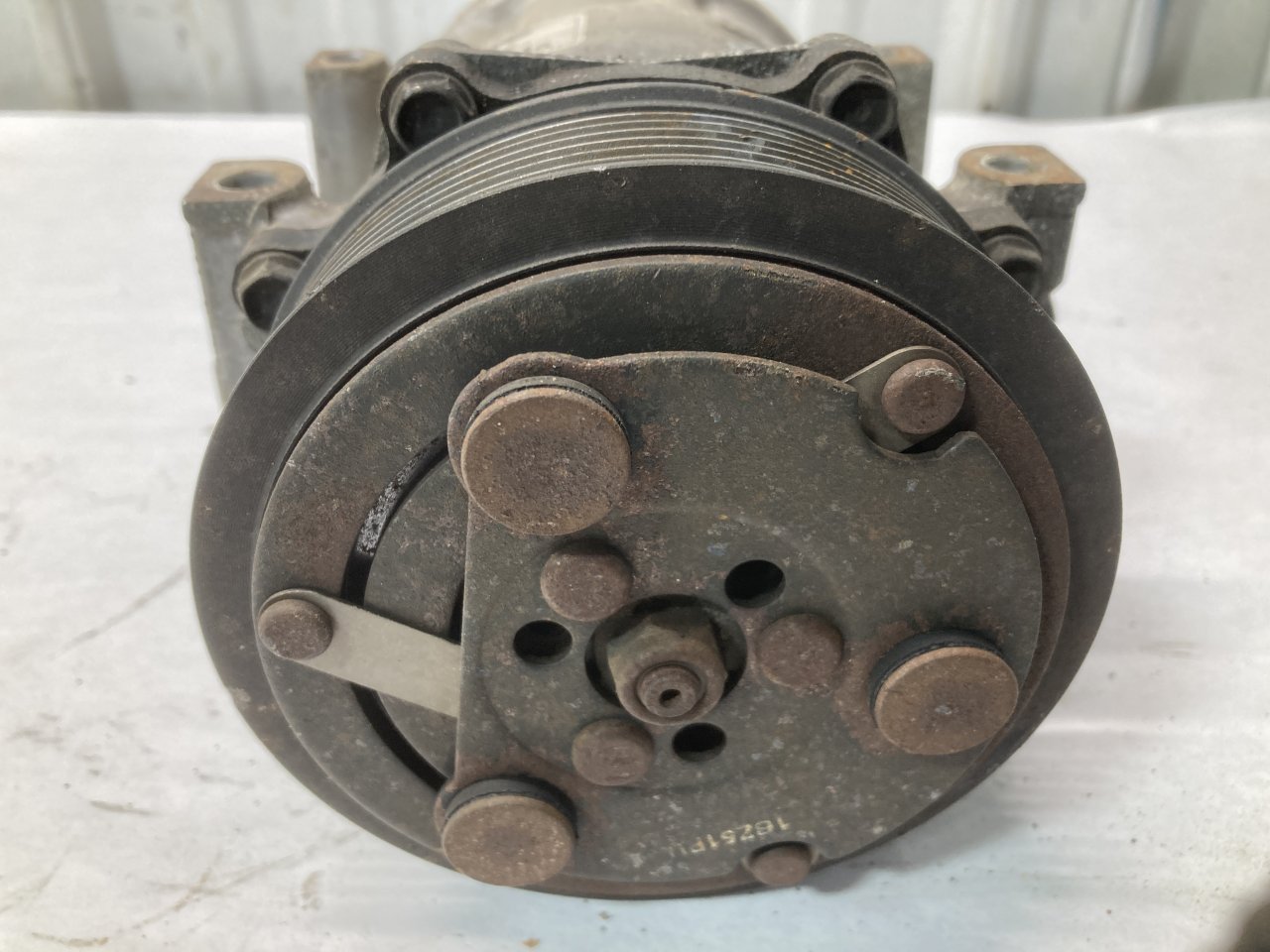 SK14417 | Sterling L8513 Air Conditioner Compressor for Sale