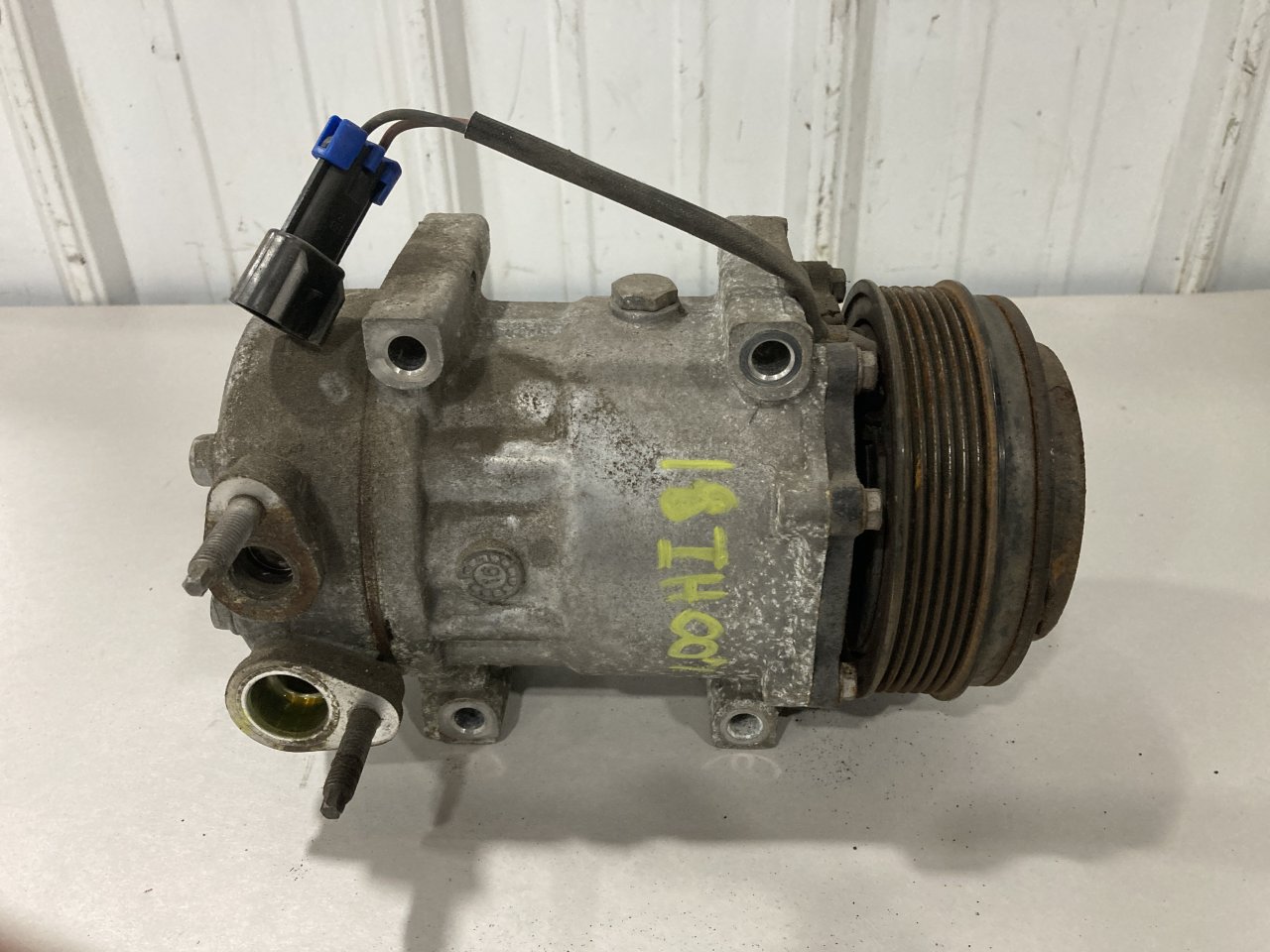4054729C2 | International LT Air Conditioner Compressor for Sale