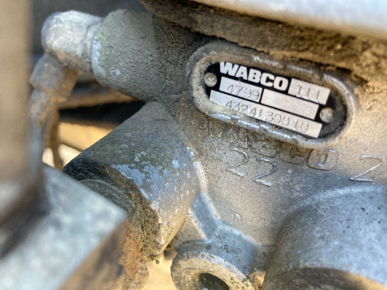 Wabco 432-413-001-0 Air Dryer for Sale