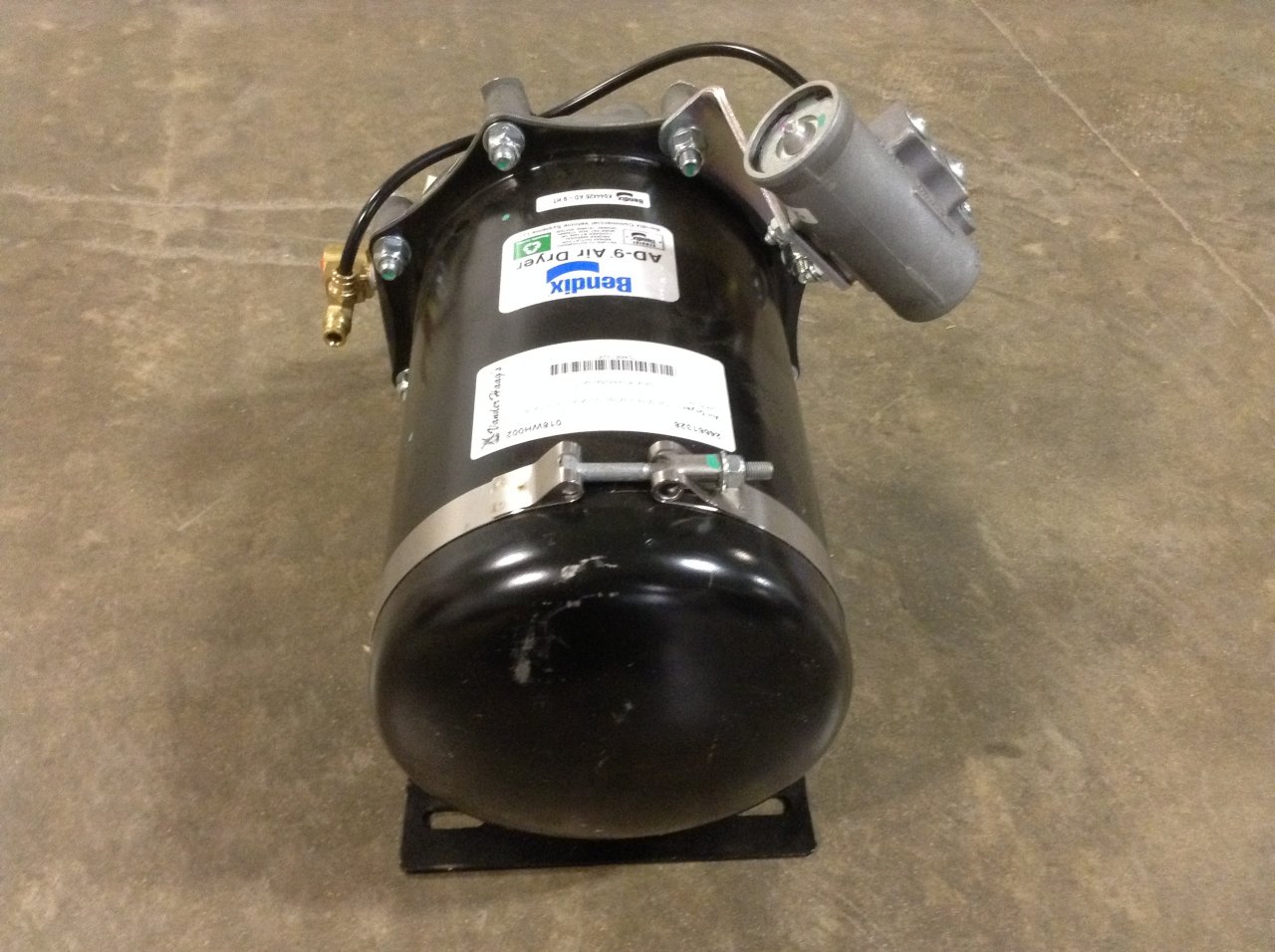 KO44426AD9HT | Bendix AD9 Air Dryer for Sale