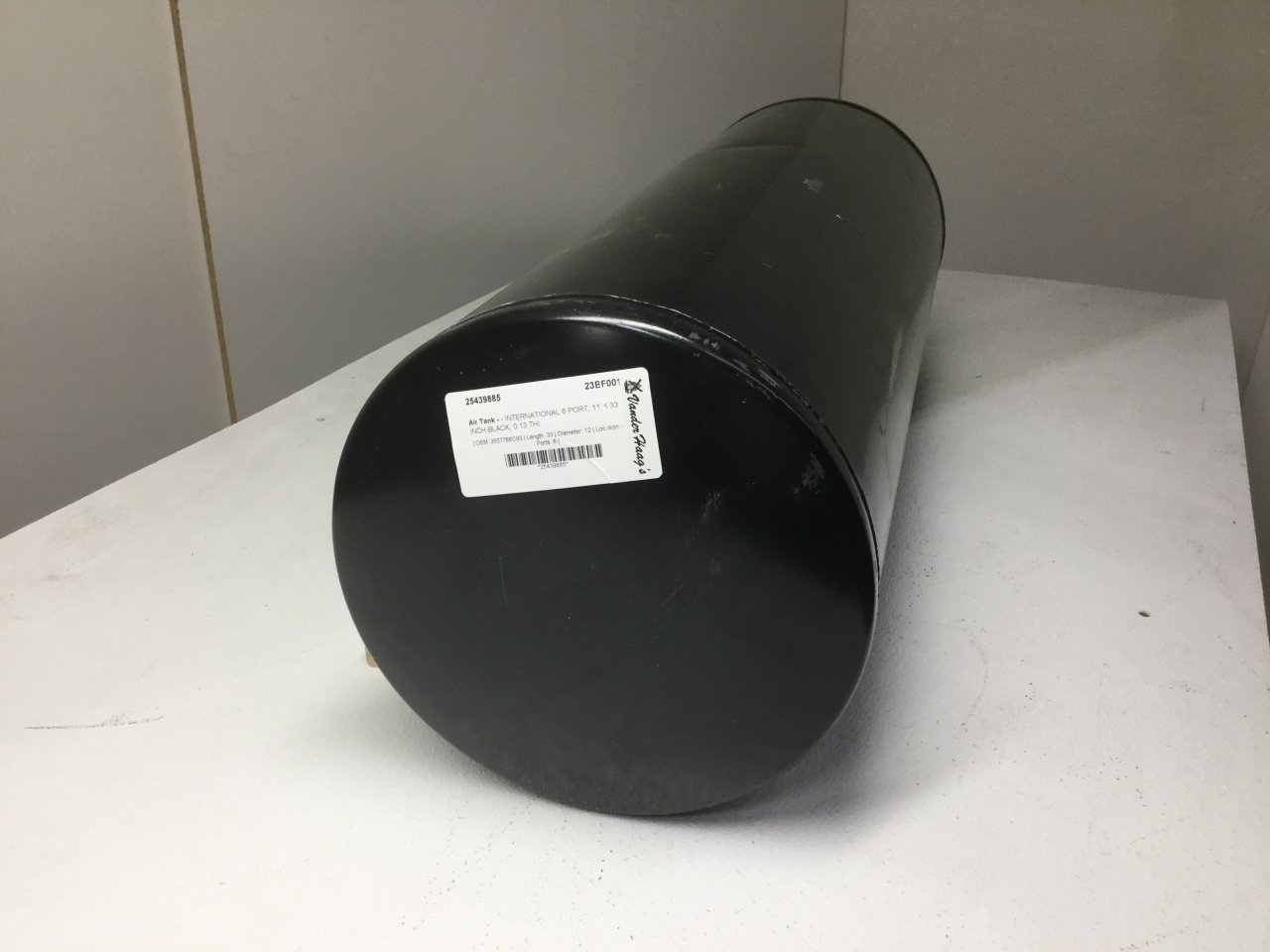 924-5806 | International 9900 Air Tank for Sale