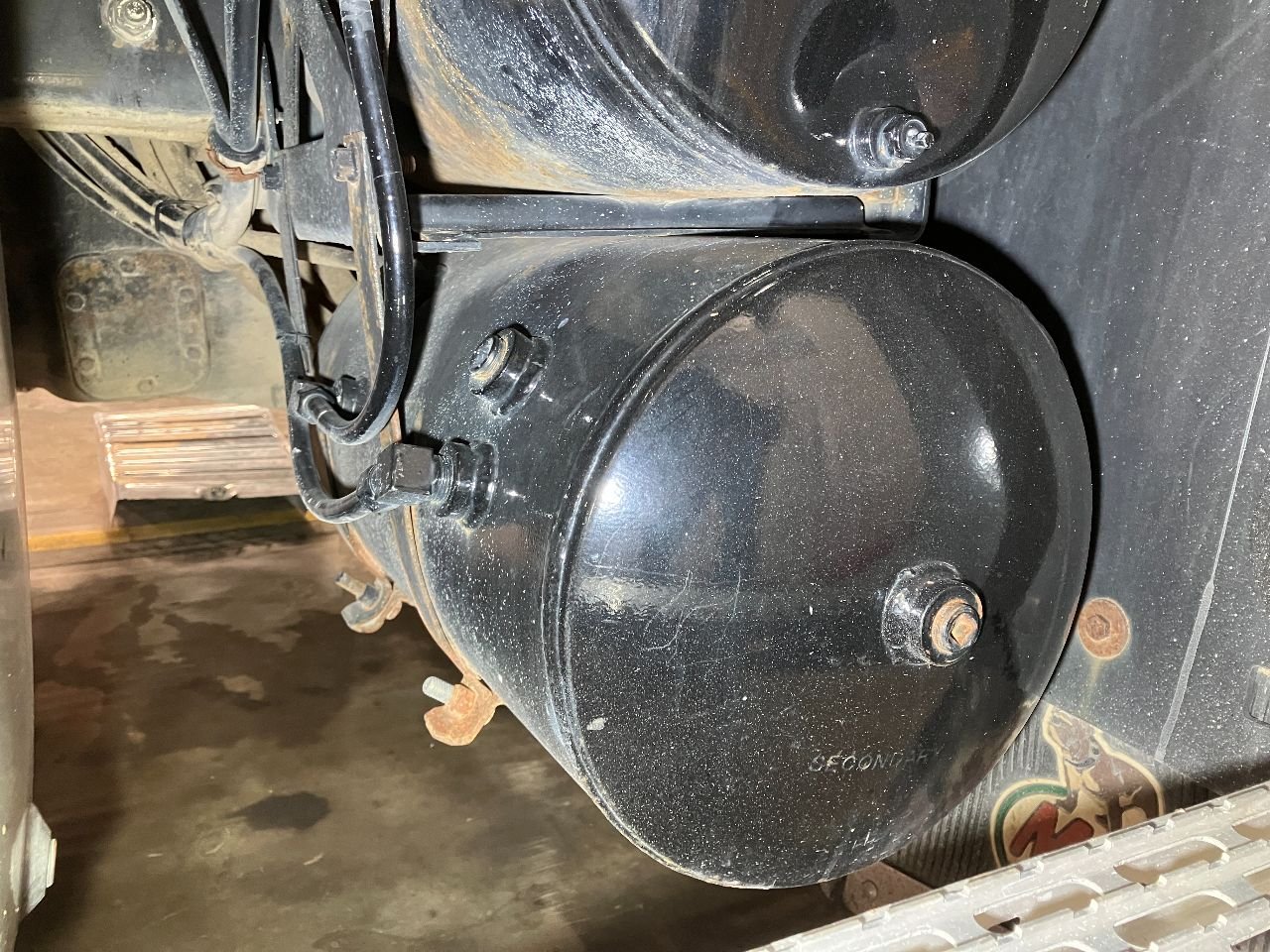 Mack CH600 Air Tank for Sale
