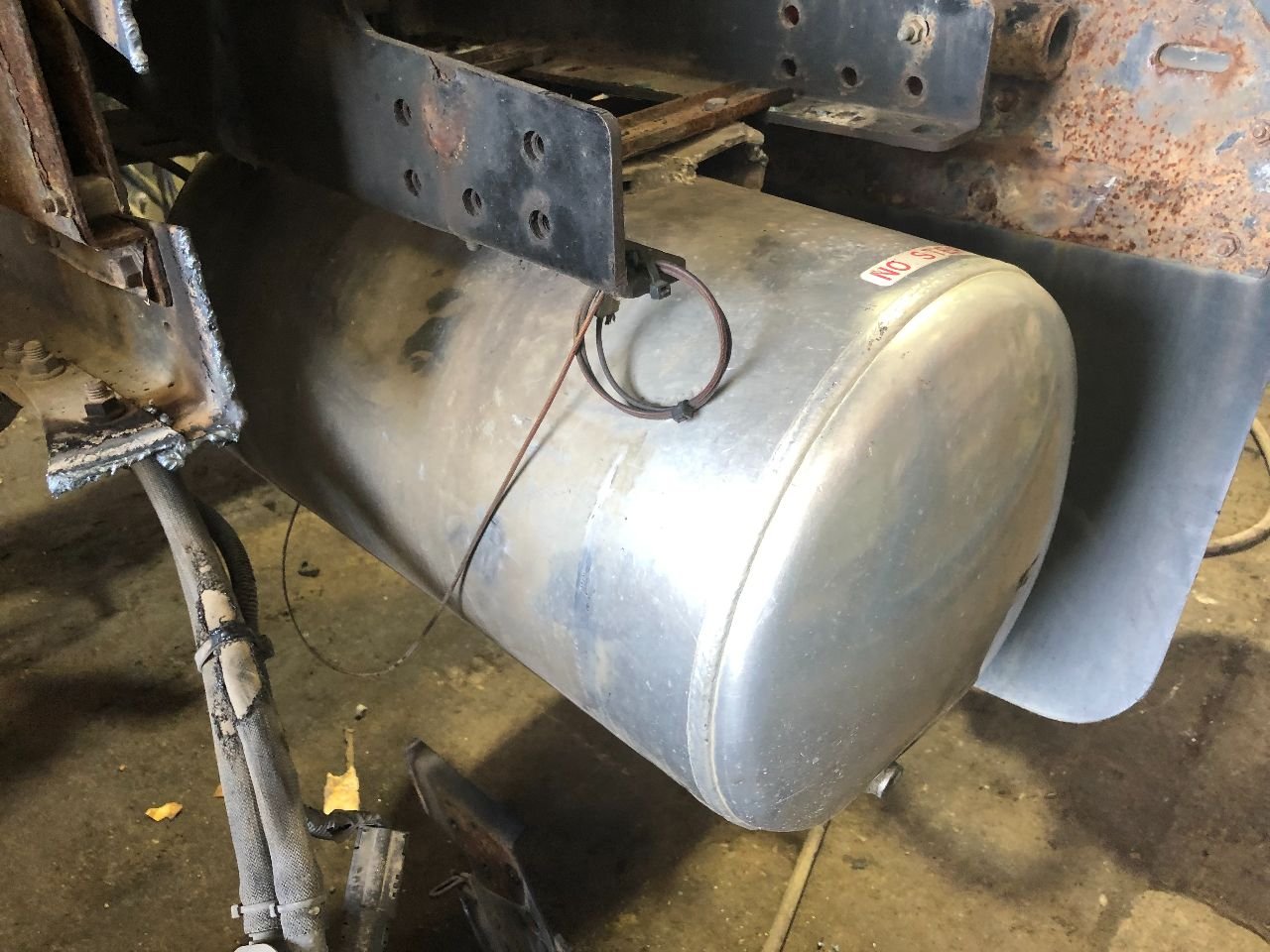 Mack CHU Air Tank for Sale