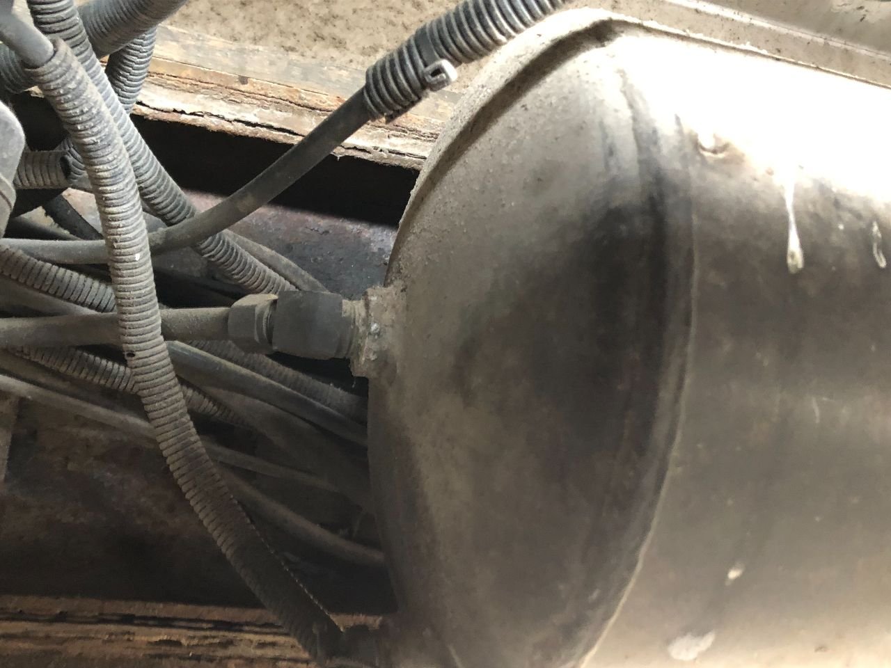 Mack CL600 Air Tank for Sale